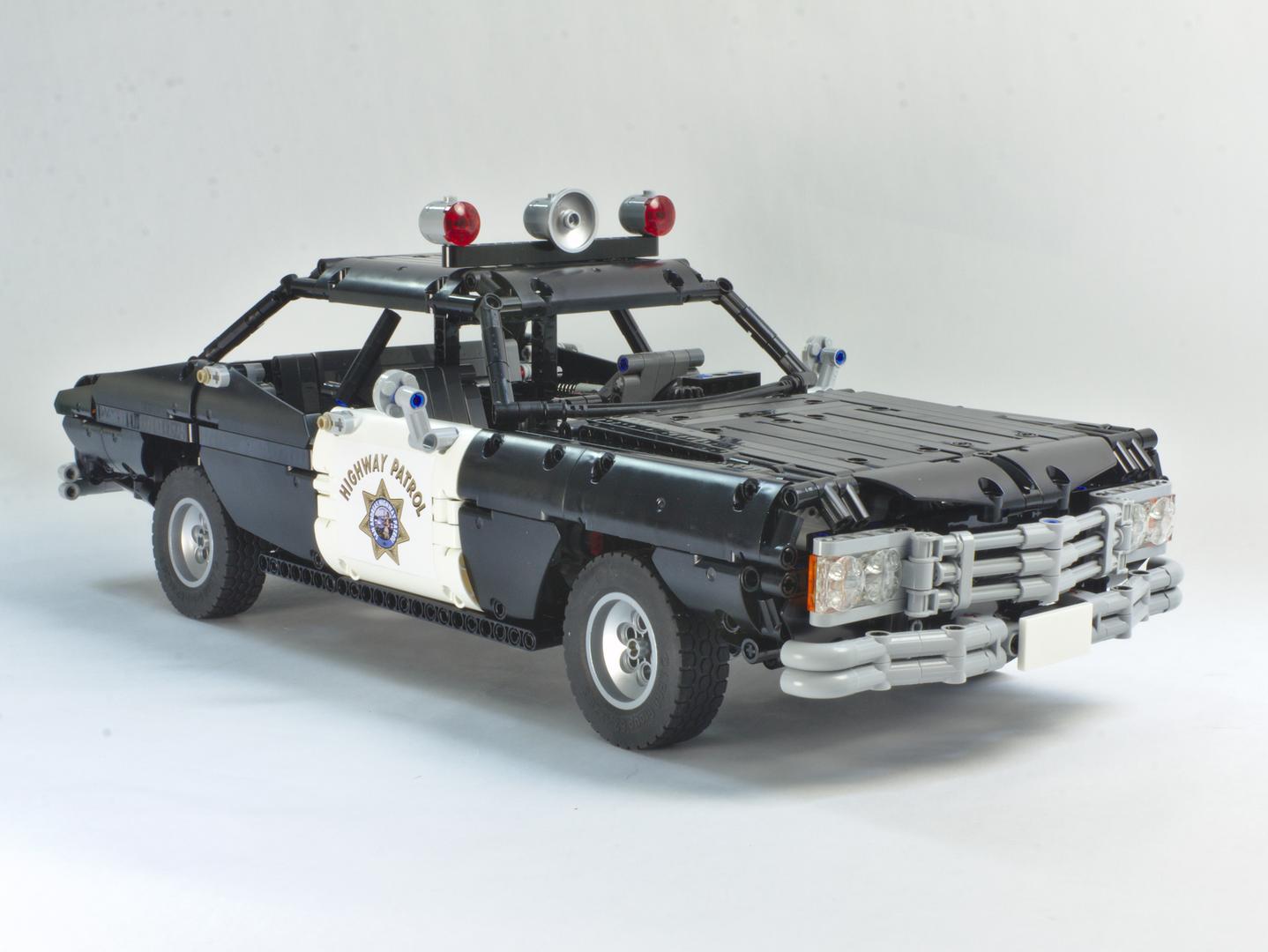 LEGO MOC Classic Police Car by paave | Rebrickable - Build with LEGO