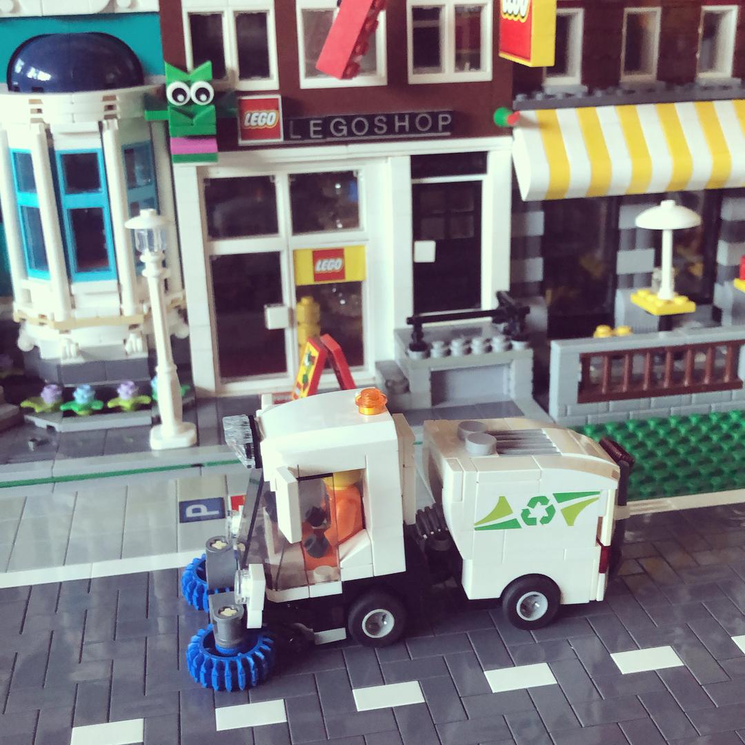 LEGO MOC Street Sweeper by De_Marco | Rebrickable - Build with LEGO