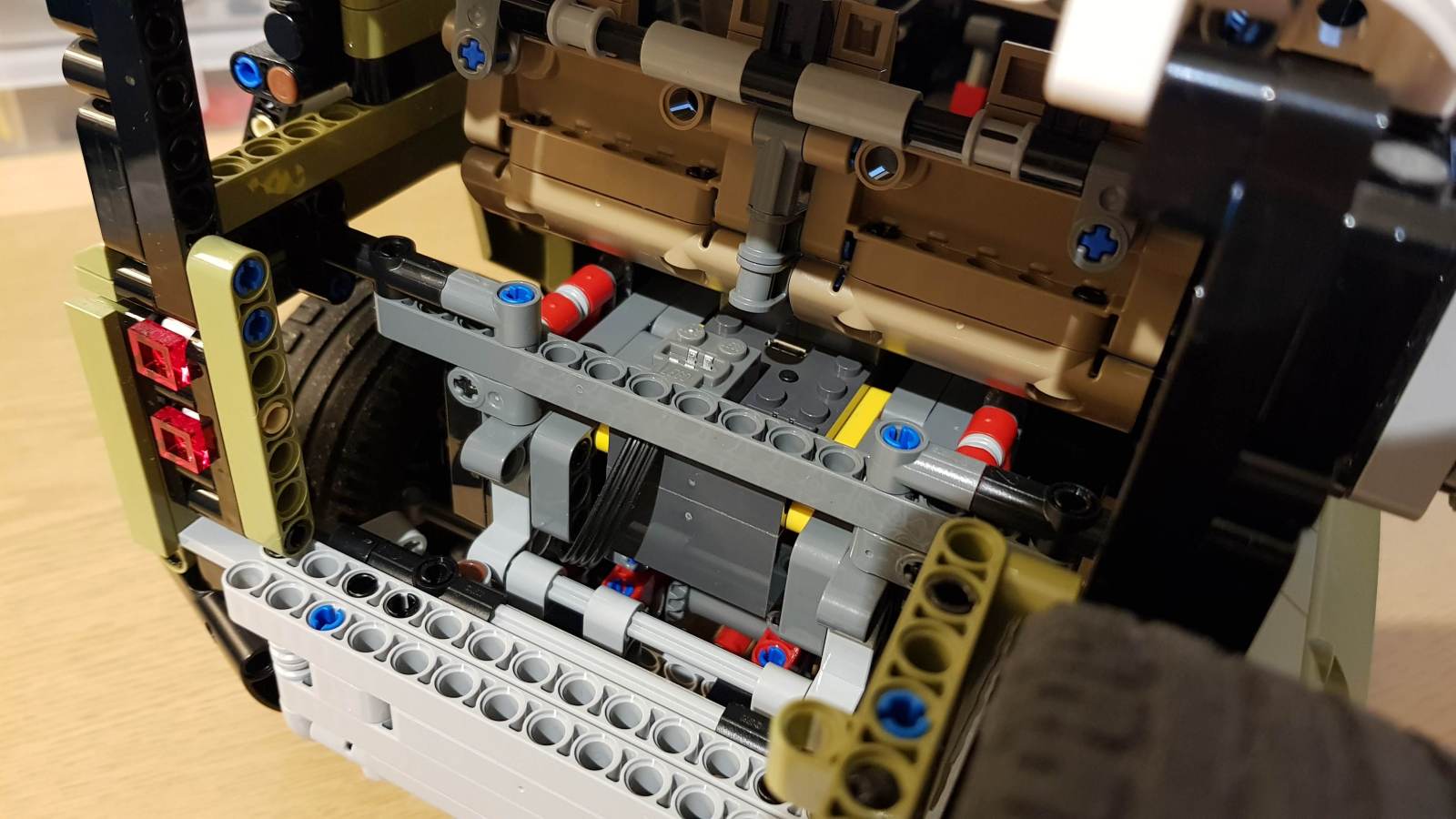 LEGO MOC BUWIZZ Motorized chassis for Set 42110 Land Rover Defender by ...