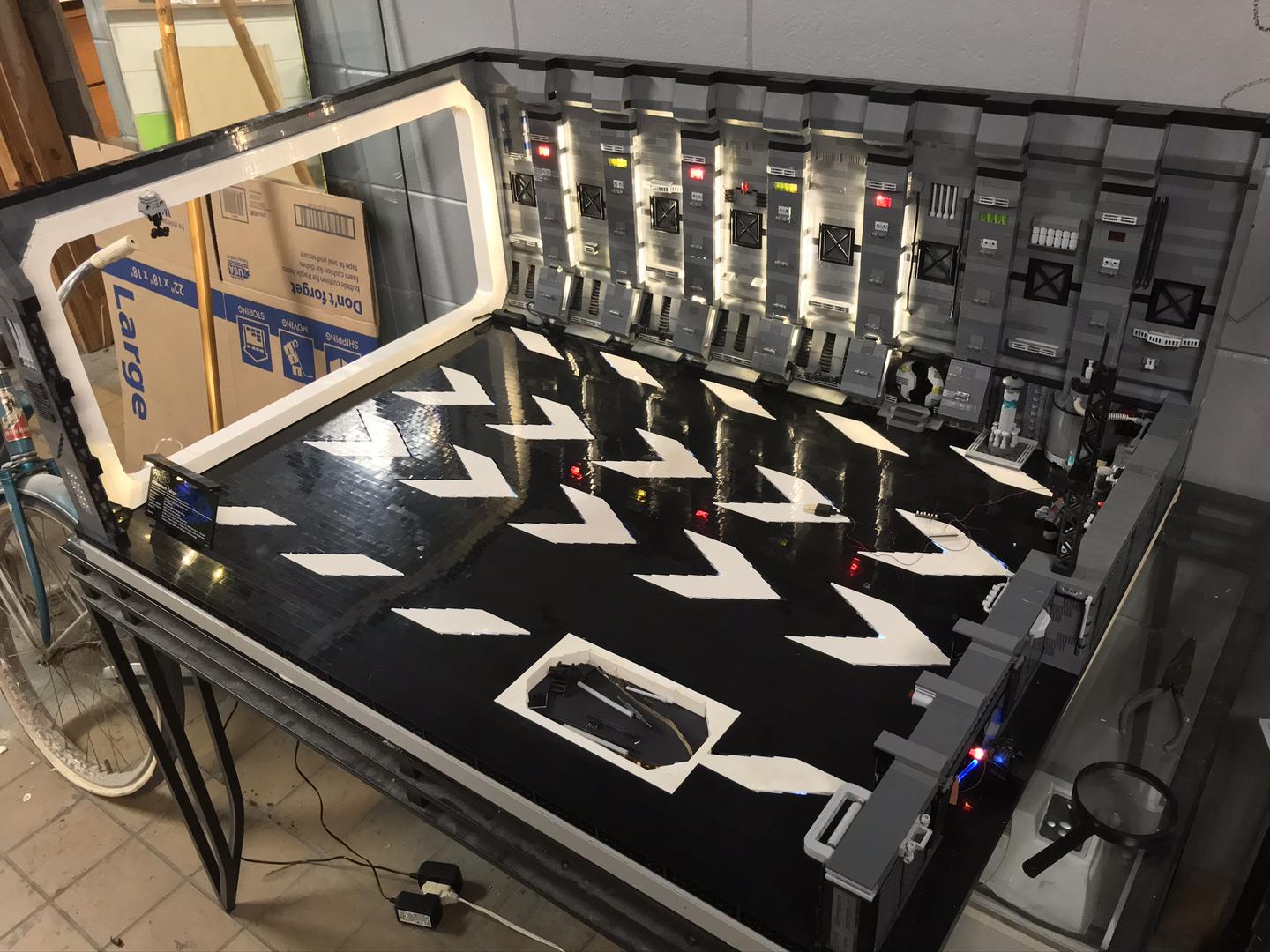 LEGO MOC Docking Bay 327 by CyberLogic | Rebrickable - Build with LEGO