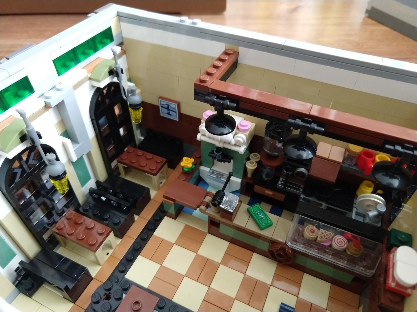 LEGO MOC 10255 Assembly Square Alternative build by InyongBricks ...