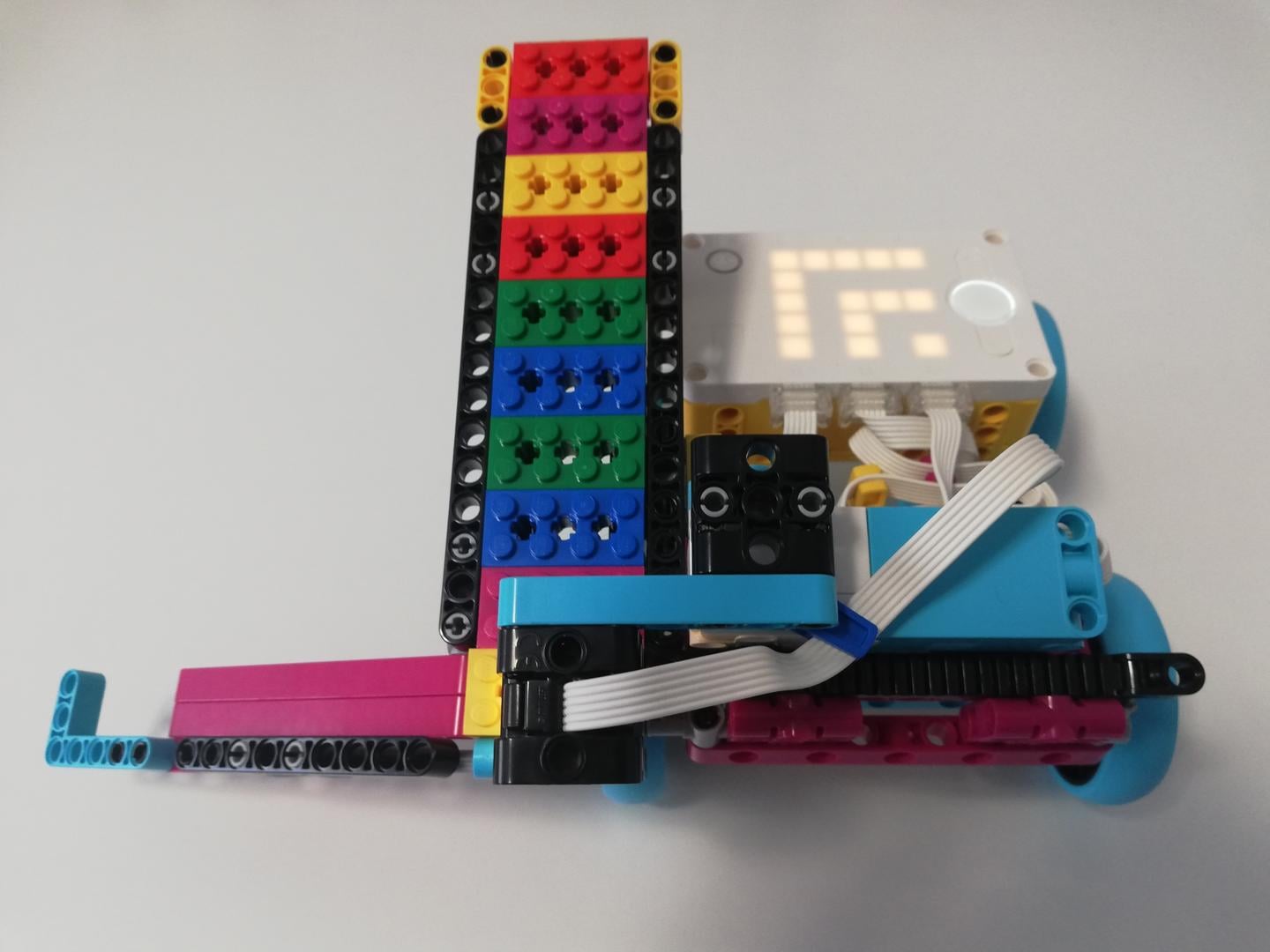 LEGO MOC Spike Prime Color Sorter by Philoo | Rebrickable - Build with LEGO