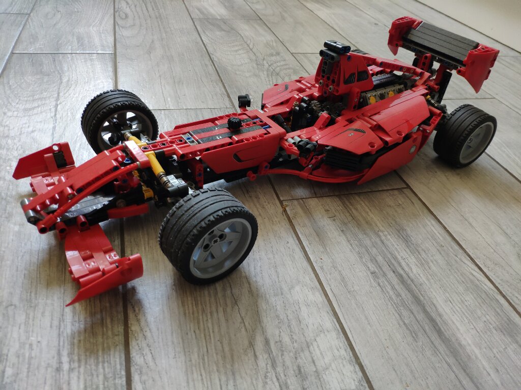 LEGO MOC 8070 Alternate: Formula 1 by alter-lego | Rebrickable - Build ...