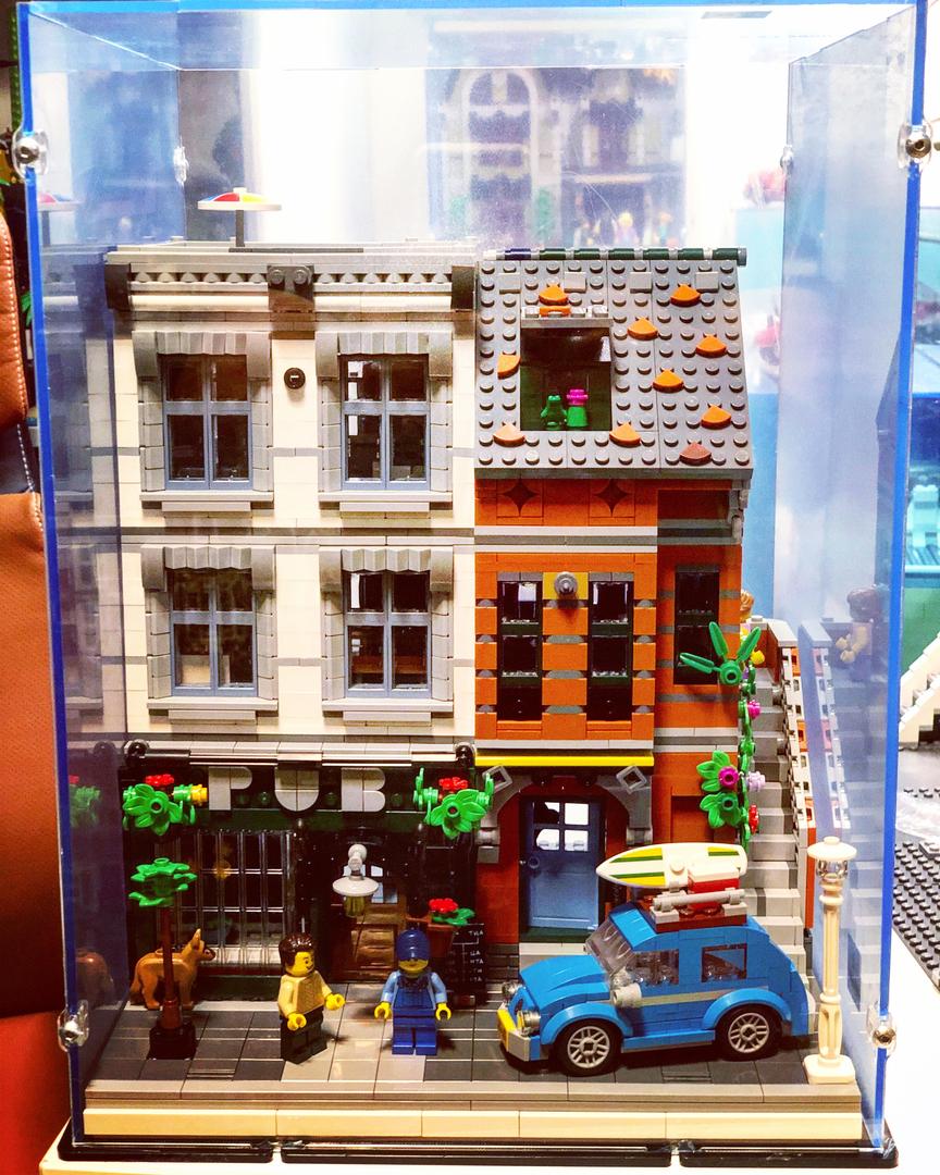 LEGO MOC 10264 – Modular Pub by Versteinert | Rebrickable - Build with LEGO