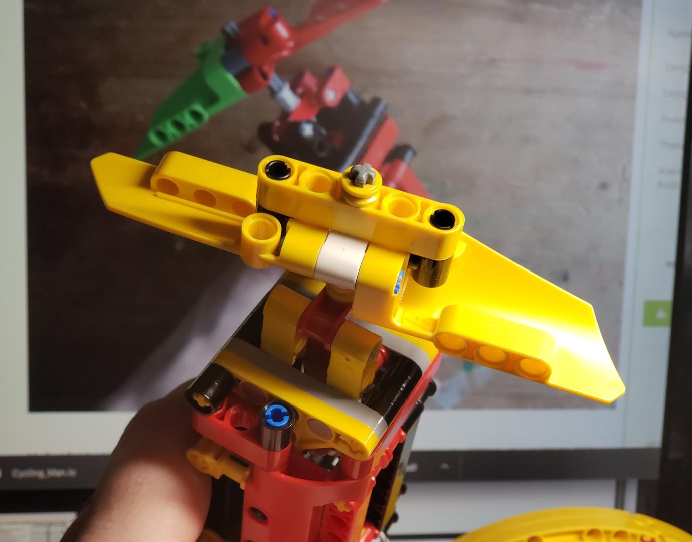 LEGO MOC Handheld Hand Powered Cooling Fan by mrheli | Rebrickable ...