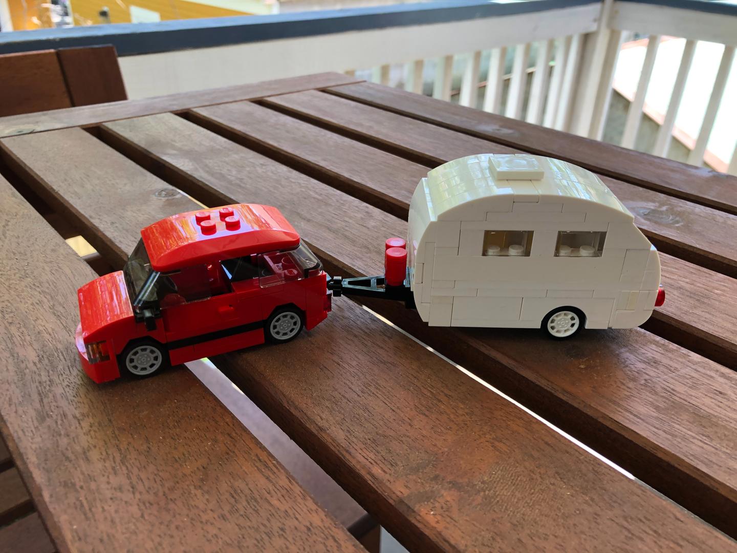 LEGO MOC Vintage camper trailer by De_Marco | Rebrickable - Build with LEGO