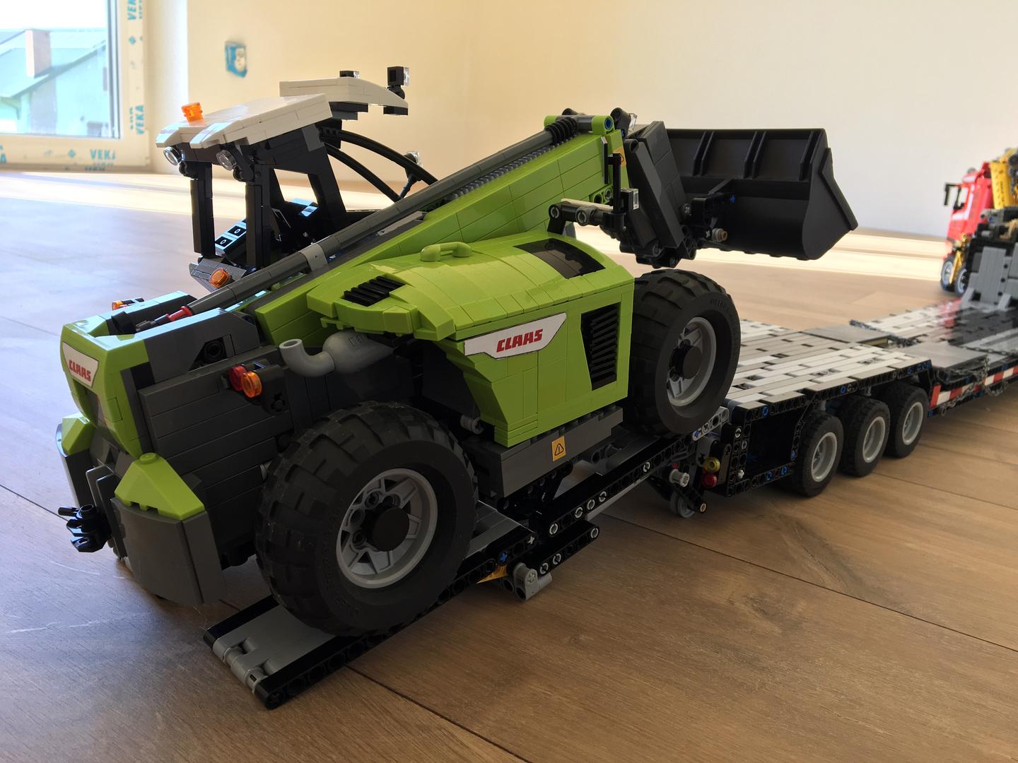 LEGO MOC CLAAS Scorpion 756 by M_longer | Rebrickable - Build with LEGO