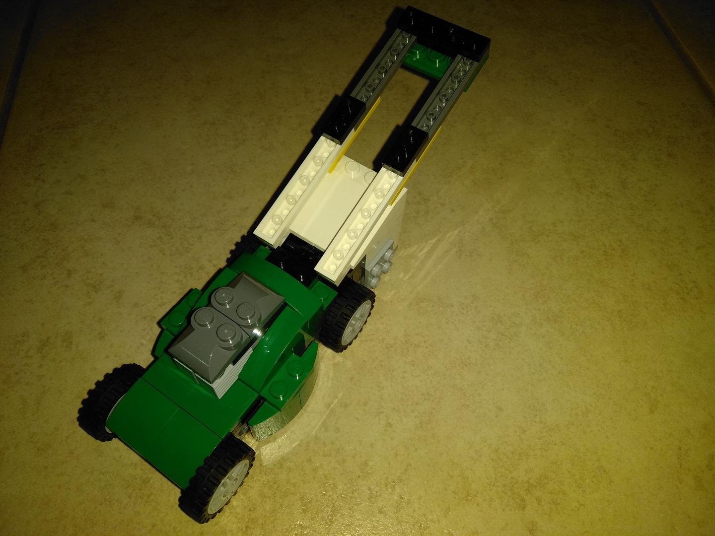 LEGO MOC 31056: Lawn Mower by Tomik | Rebrickable - Build with LEGO