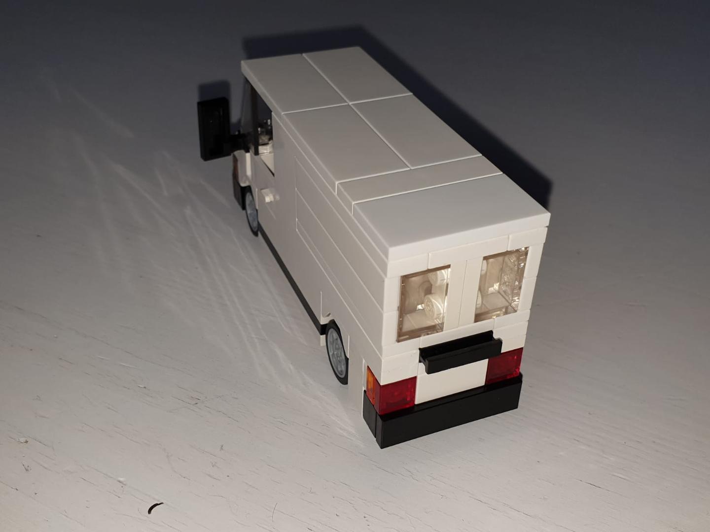 LEGO MOC White Van by De_Marco | Rebrickable - Build with LEGO