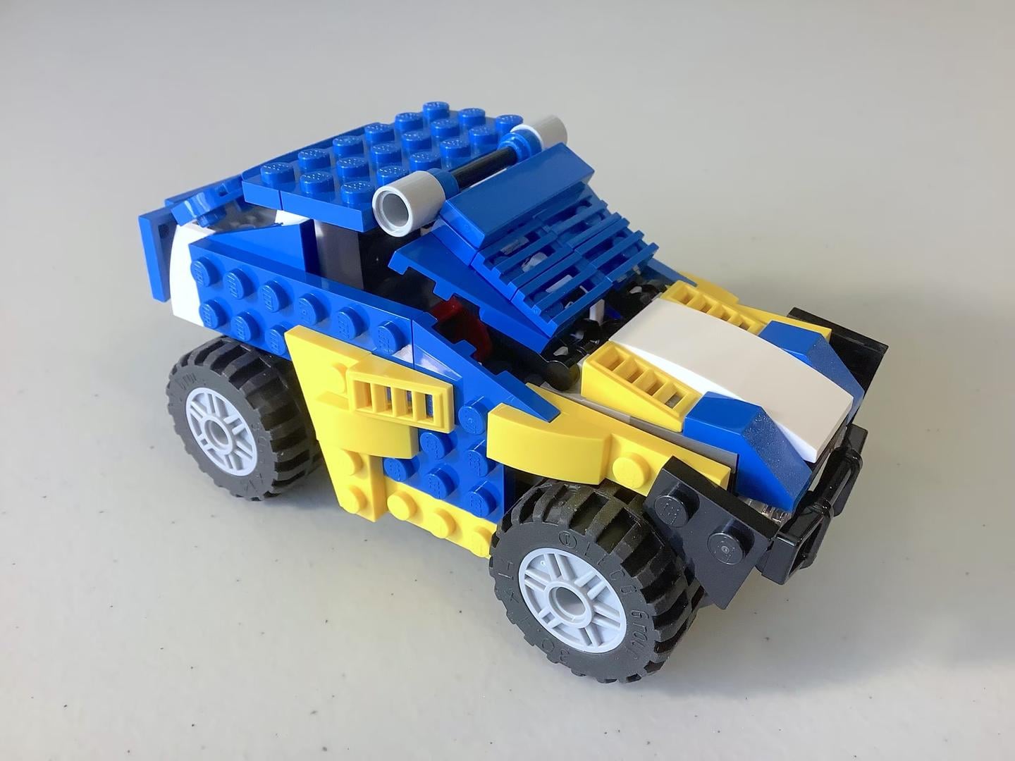 LEGO MOC-38650 31087 - Light Armored Amphibious Vehicle (Creator ...