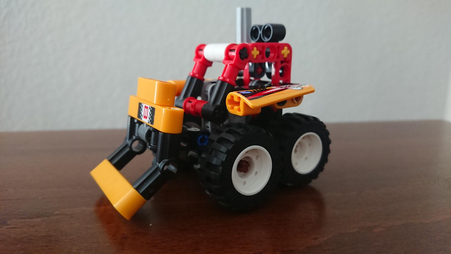 LEGO MOC 42101 Bobcat by Keep On Bricking | Rebrickable - Build with LEGO