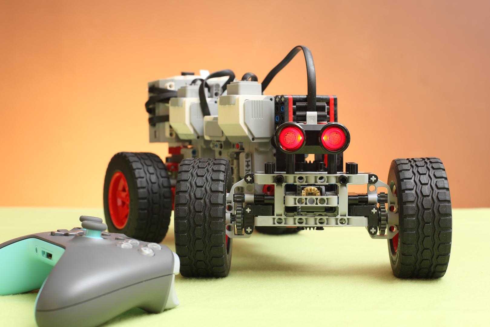 LEGO MOC ROV3R+ by kueden | Rebrickable - Build with LEGO