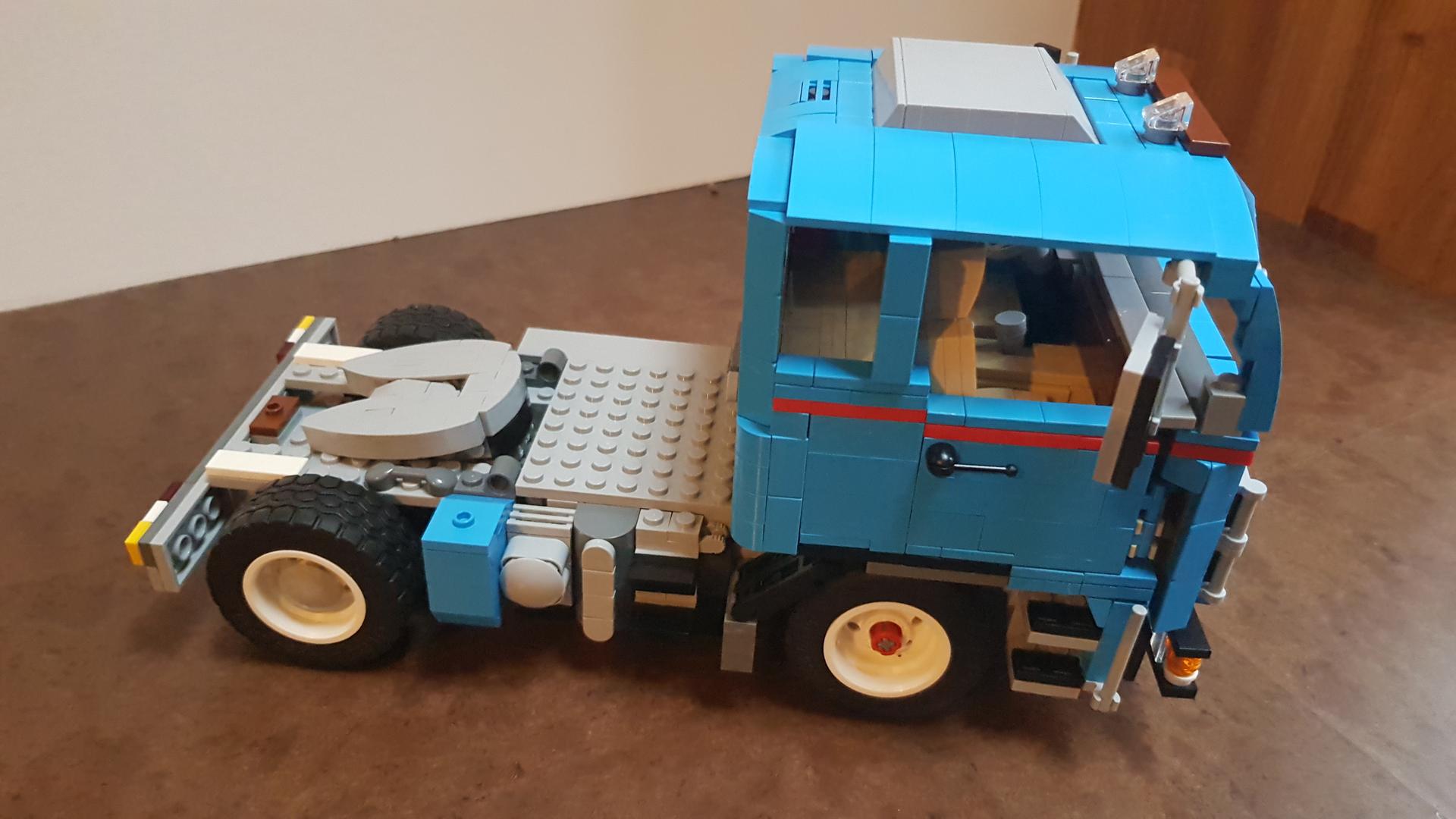 LEGO MOC 10252 FTF Truck - B model by buildme | Rebrickable - Build ...
