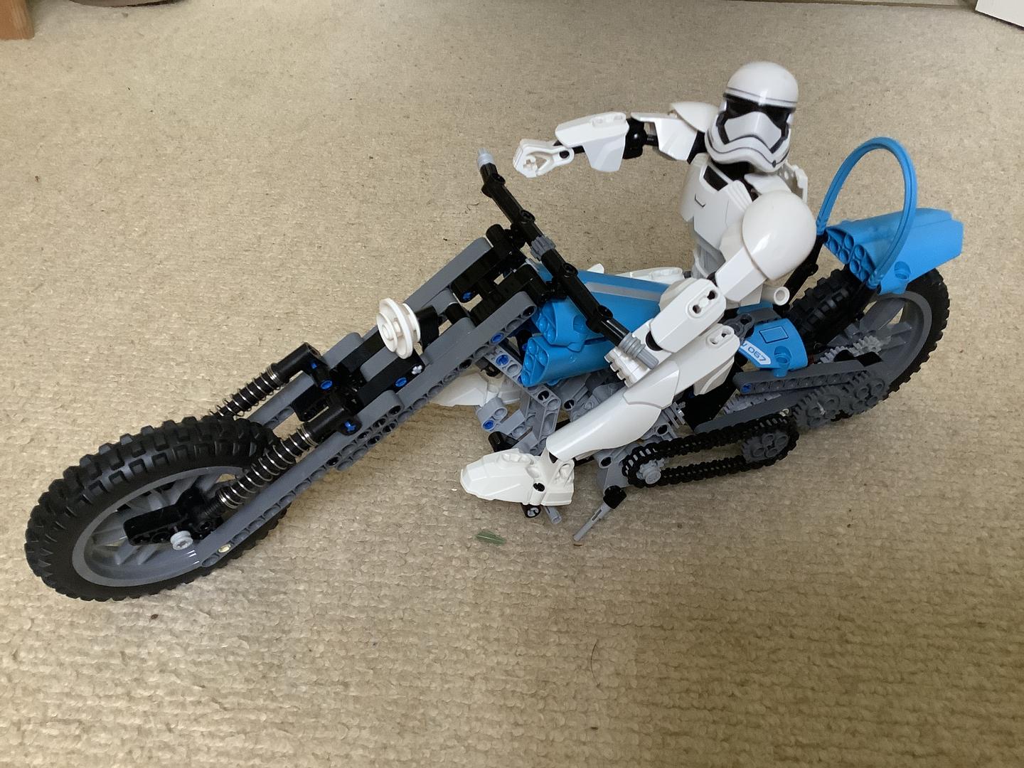 LEGO MOC 1st Stormtrooper motorcycle - 42036+42039 by RacingBrick ...