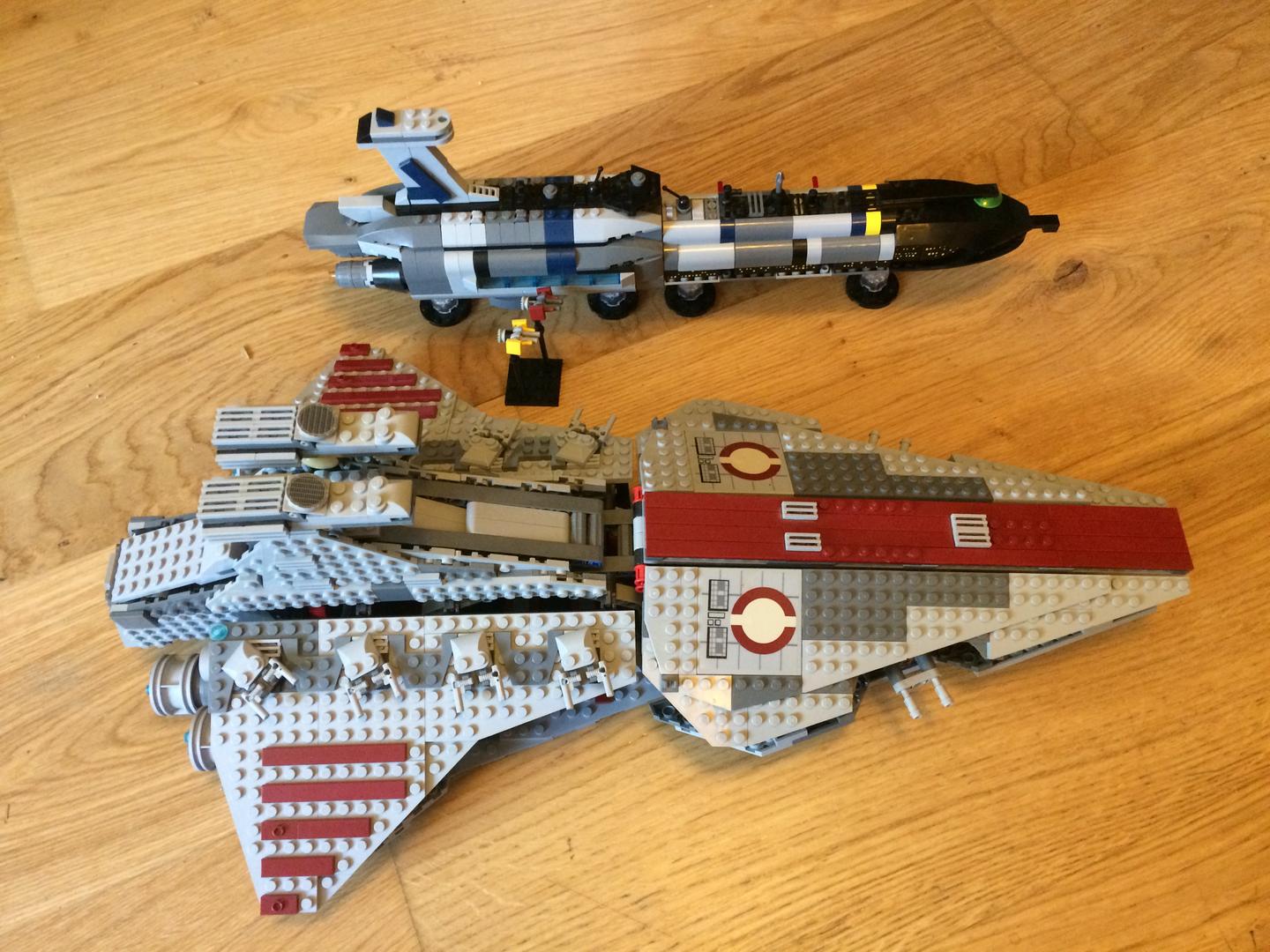 LEGO MOC Invisible Hand by JaydenIrwin | Rebrickable - Build with LEGO