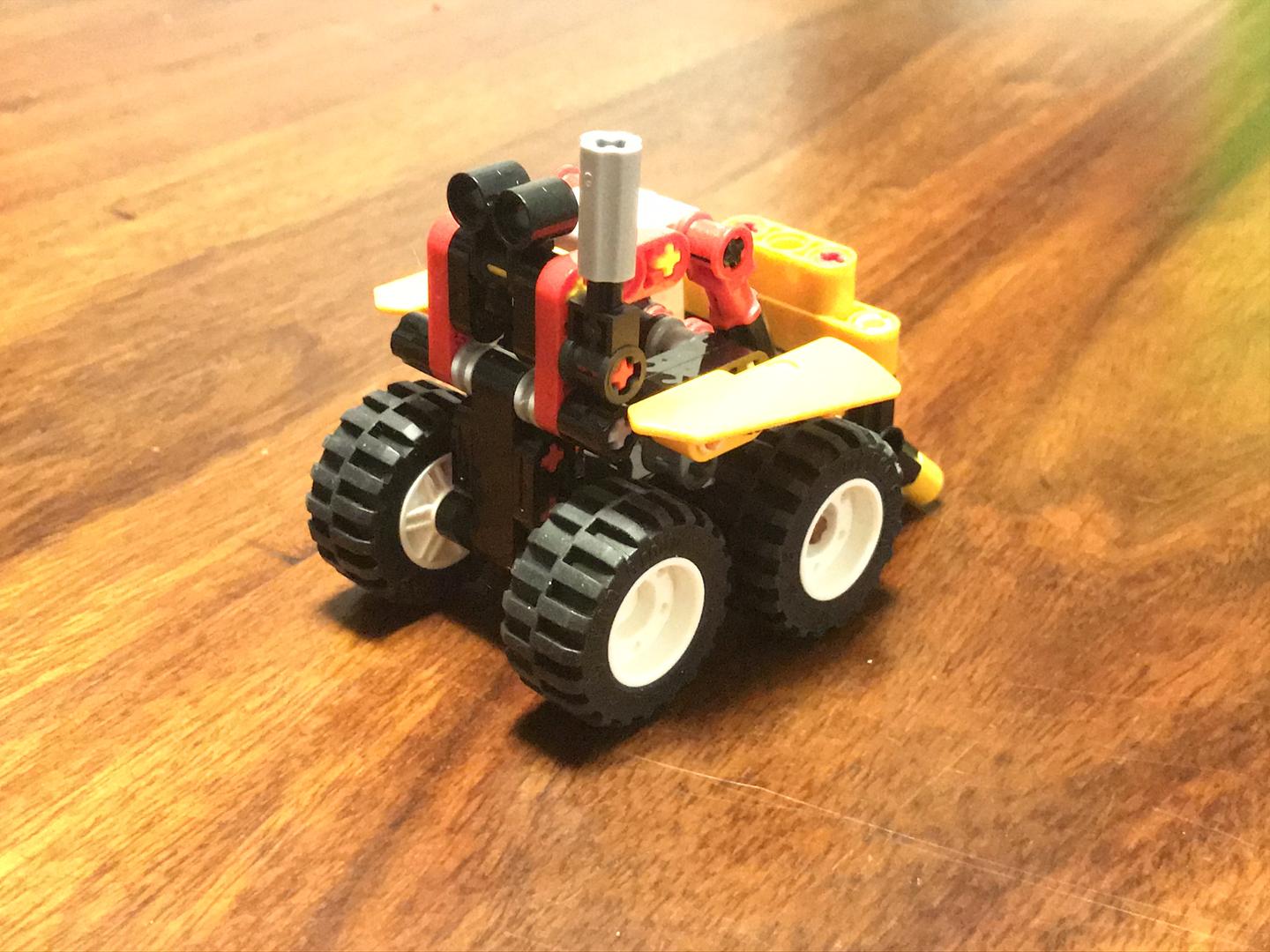 LEGO MOC 42101 Bobcat by Keep On Bricking | Rebrickable - Build with LEGO