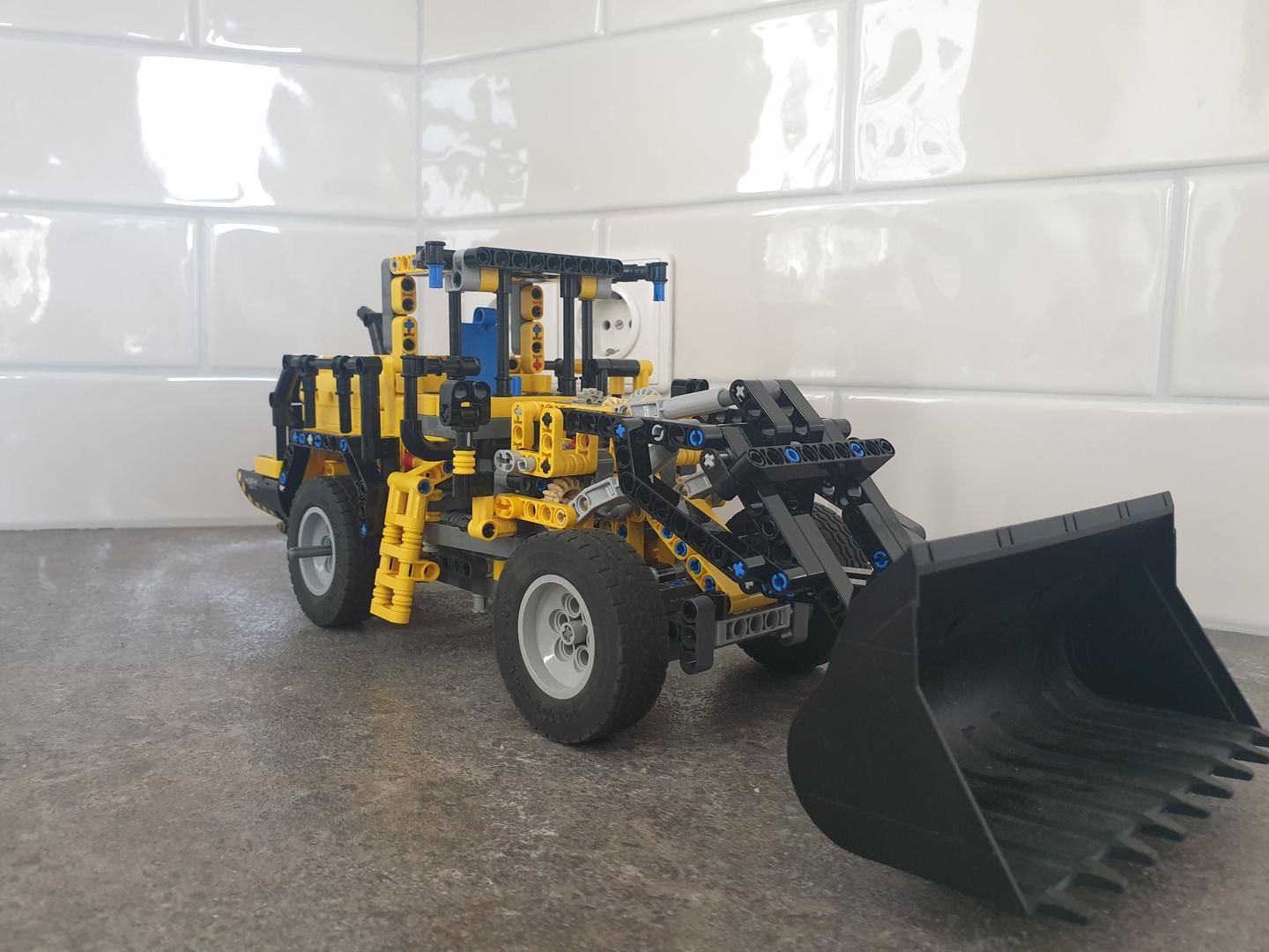 LEGO MOC Yellow Wheel Loader Excavator gelber Radlader Bagger by ...