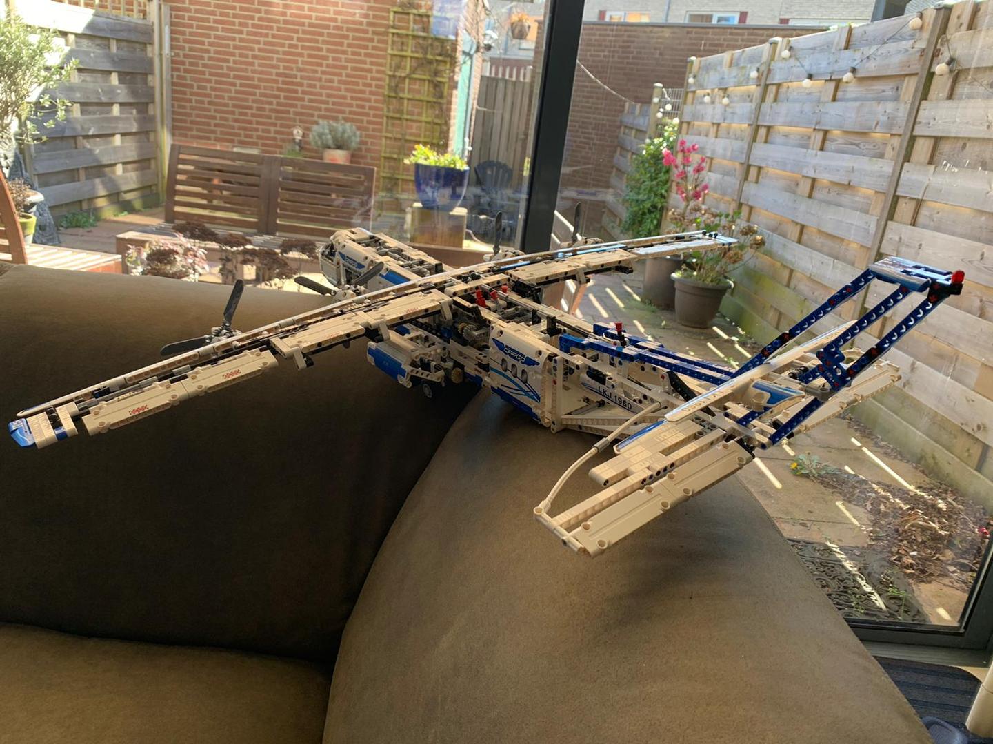 LEGO MOC Cargo plane with 4 engines by zz0025 | Rebrickable - Build ...