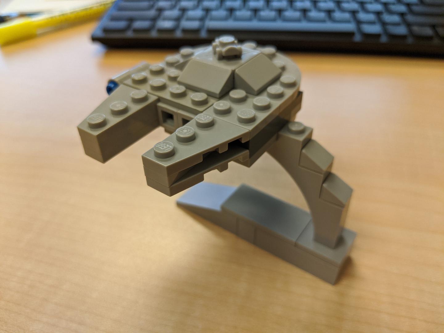 LEGO MOC-9063 Micro Falcon (Star Wars 2017) | Rebrickable - Build with LEGO