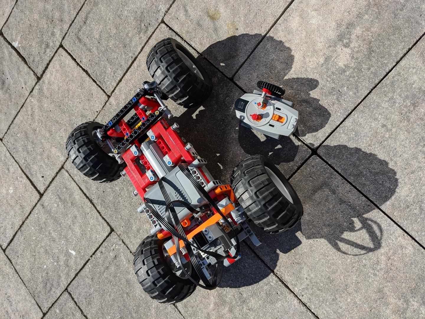 LEGO MOC Fast RC Car Chassis by Leo1 | Rebrickable - Build with LEGO