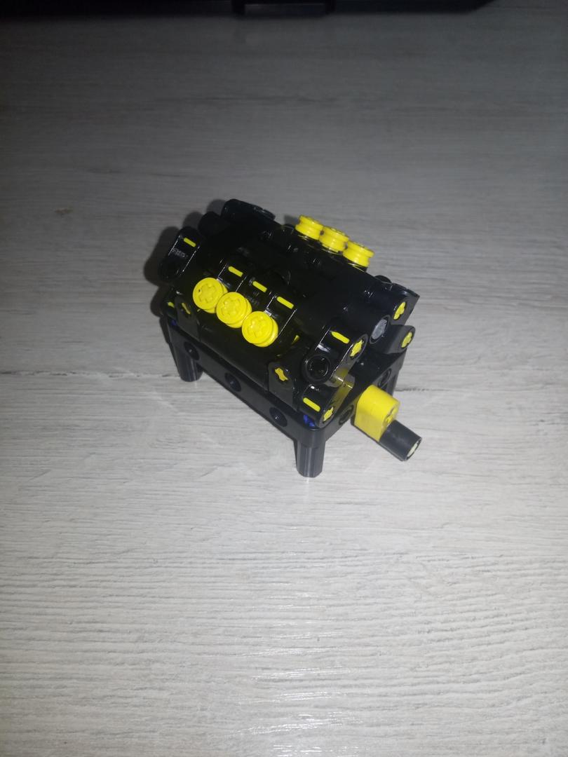 LEGO MOC Mini V6 engine by Superkoala | Rebrickable - Build with LEGO