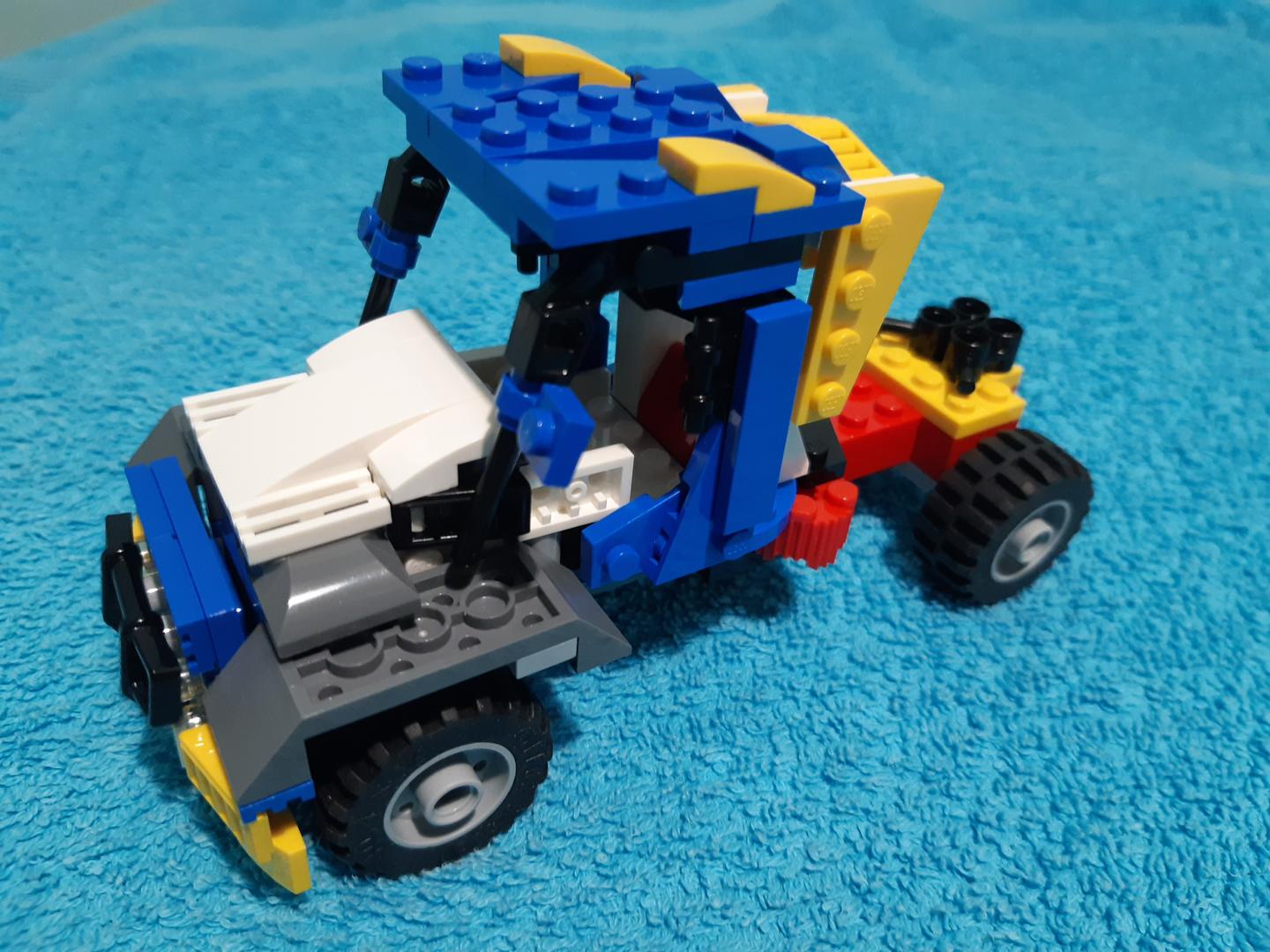 LEGO MOC 31087 - Truck by KlintIsztvud | Rebrickable - Build with LEGO