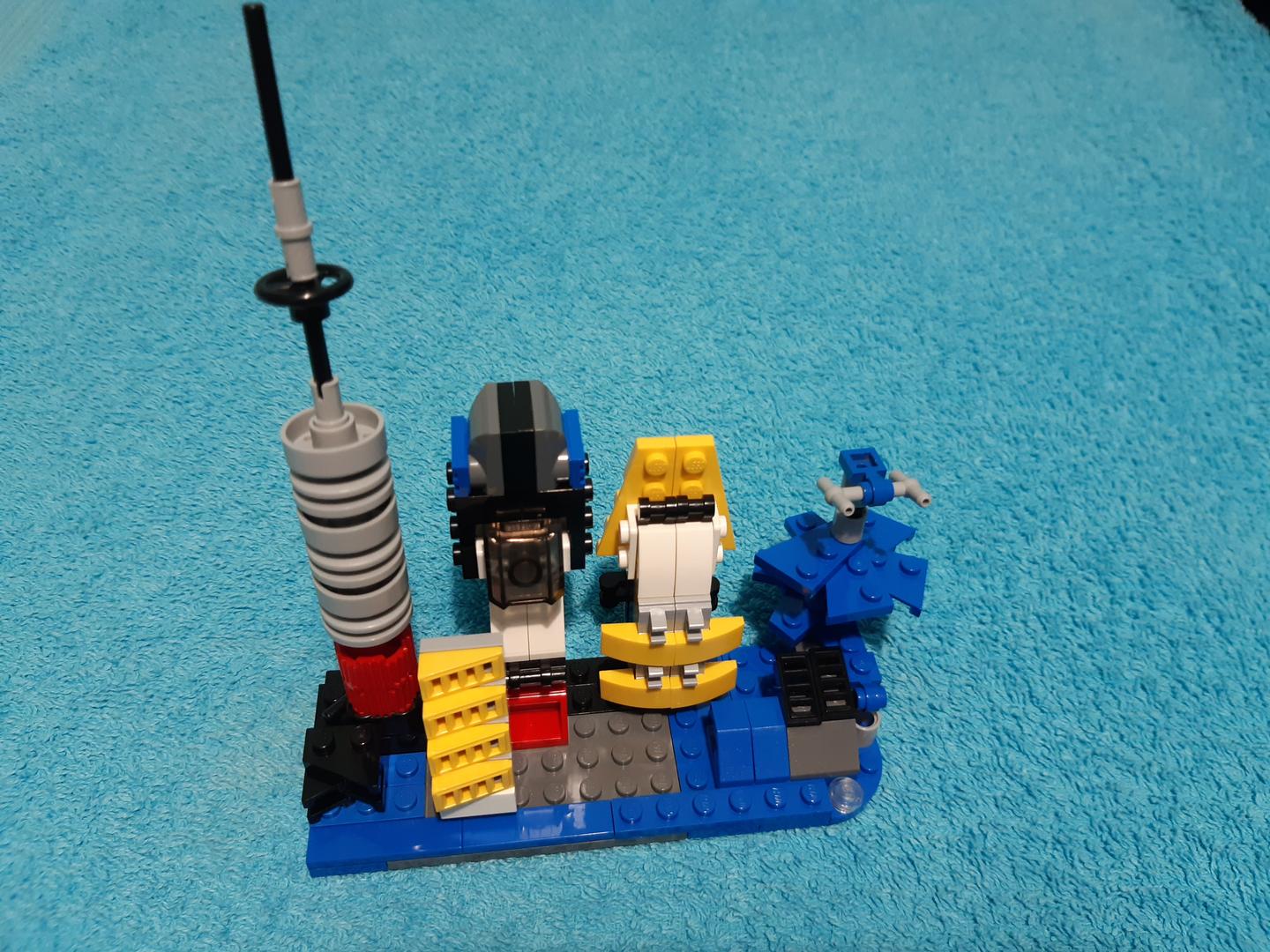 LEGO MOC 31087 - Futuristic City by KlintIsztvud | Rebrickable - Build ...