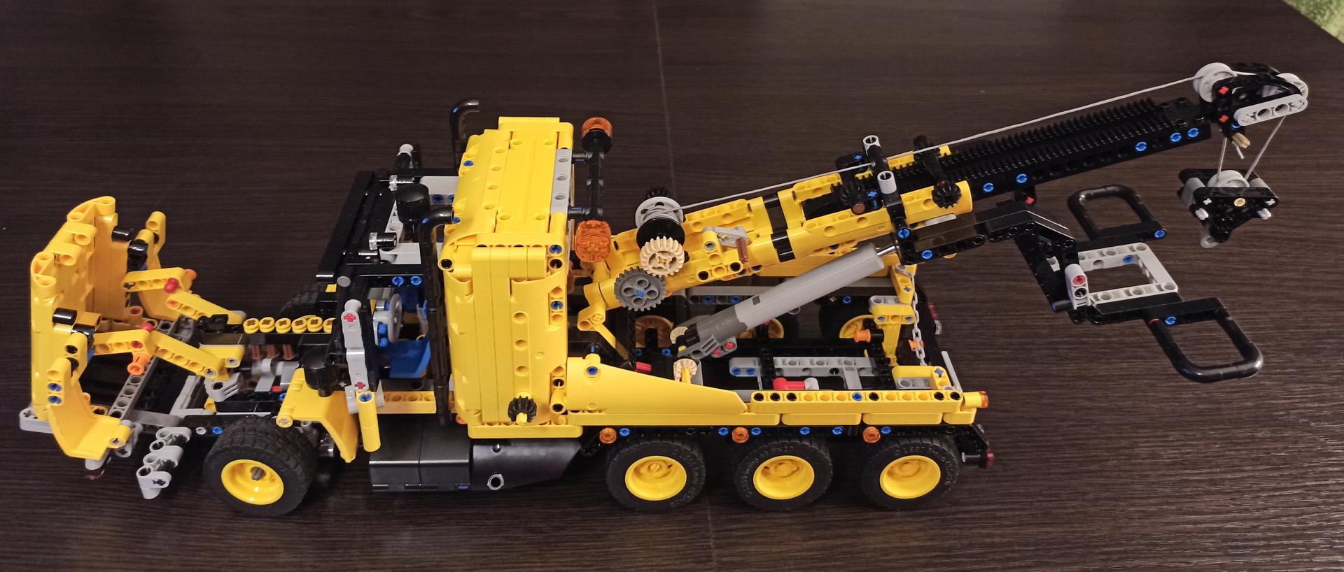 LEGO MOC 42108 American Tow Truck - alternate build by timtimgo ...