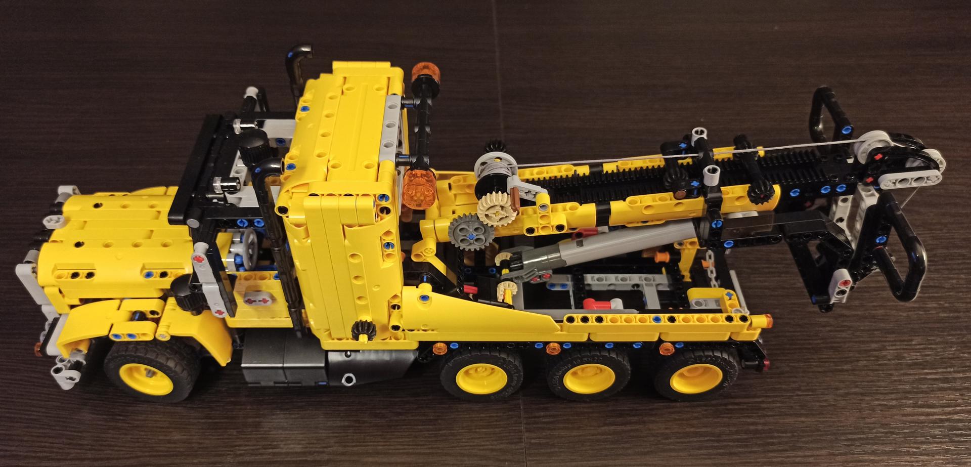 LEGO MOC 42108 American Tow Truck - alternate build by timtimgo ...