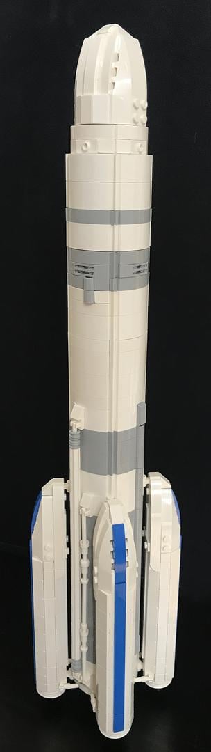 LEGO MOC ESA Arianespace Ariane 6 (1:110 Saturn V scale) by MoppeW40k ...