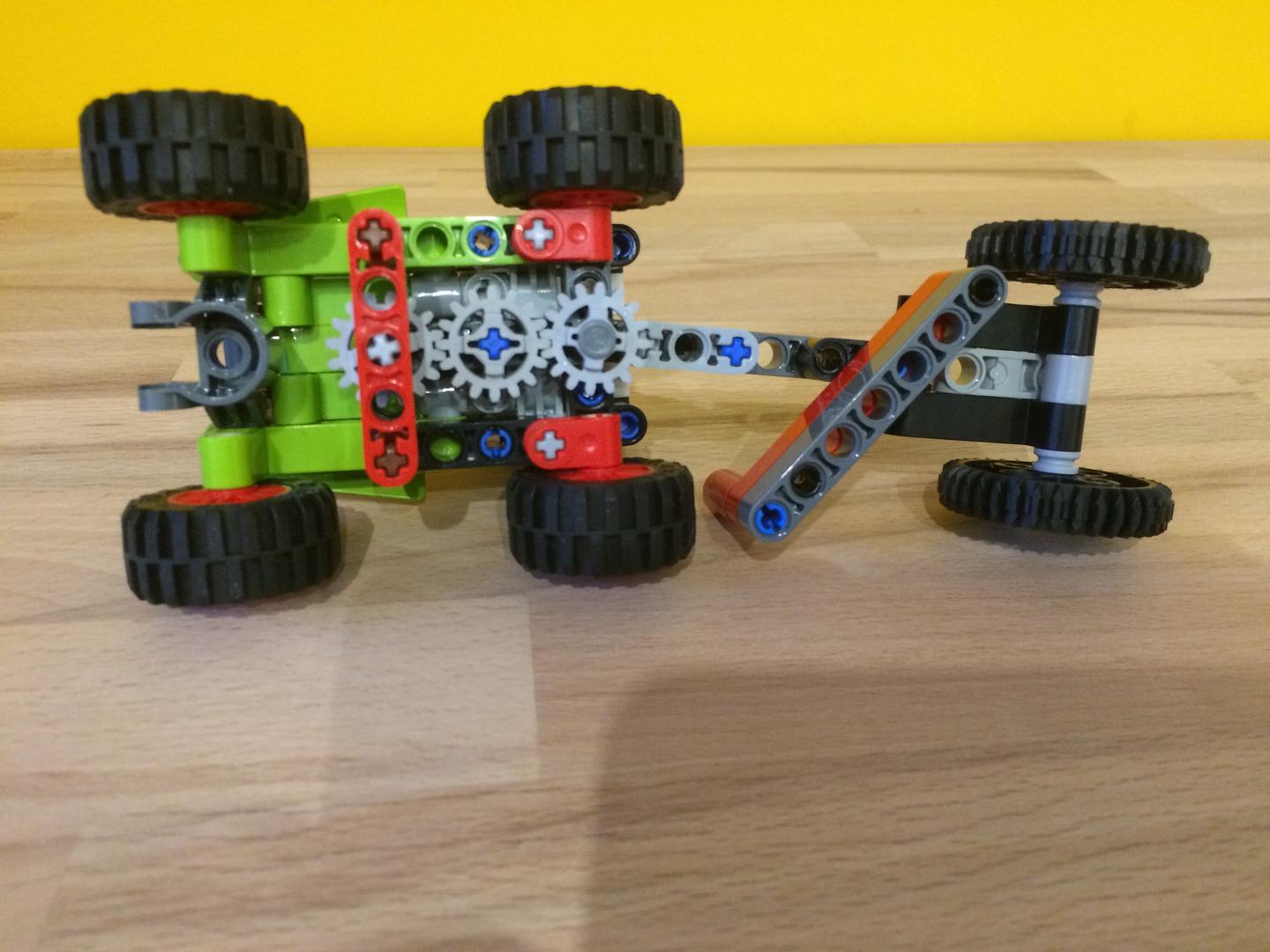 LEGO MOC Road leveler - Grader by Skipspik | Rebrickable - Build with LEGO