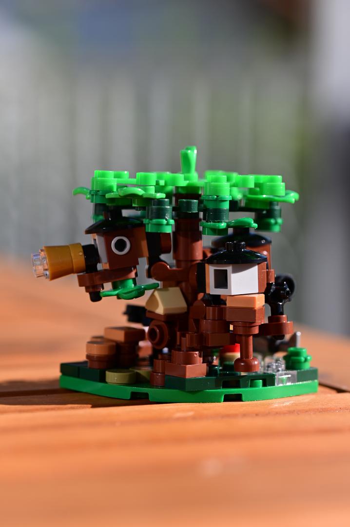LEGO MOC Micro Tree House by pomx | Rebrickable - Build with LEGO