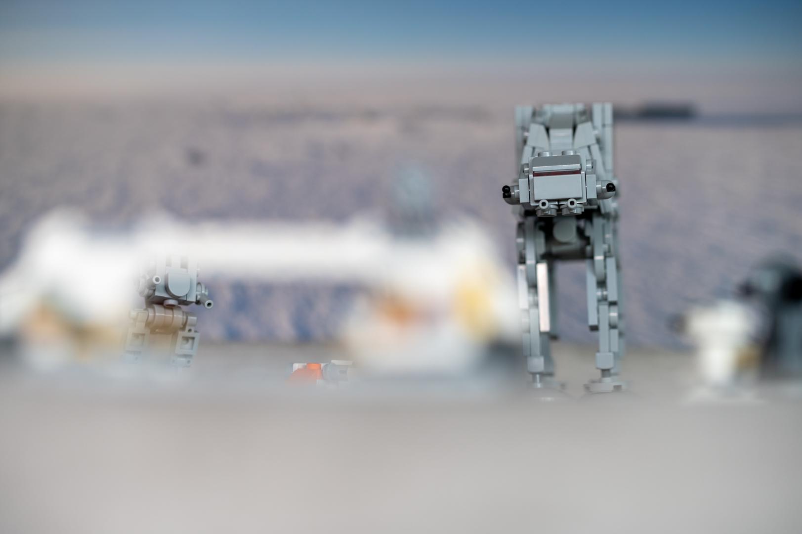 LEGO MOC-44946 Micro Assault on Hoth + AT-AT & AT-ST (Star Wars > Mini ...