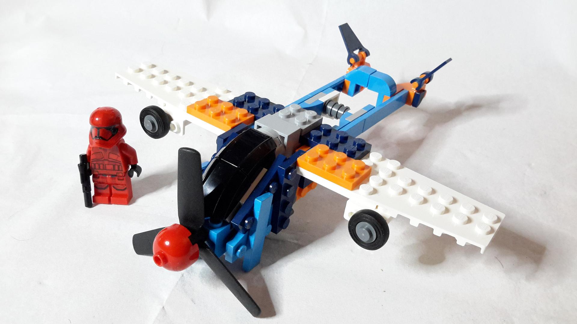 LEGO MOC 31099 Weird Airplane by cubeworrier | Rebrickable - Build with ...