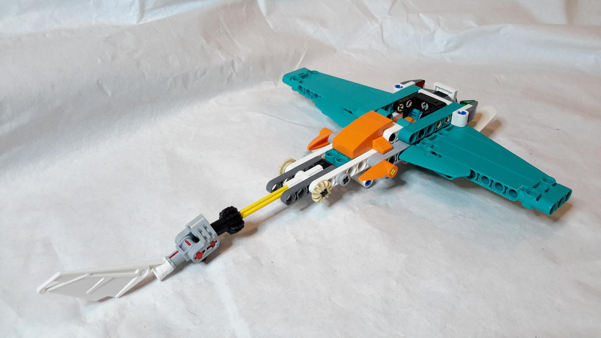 LEGO MOC 42117 Manta Ray Ship by TheLuckyOne | Rebrickable - Build with ...