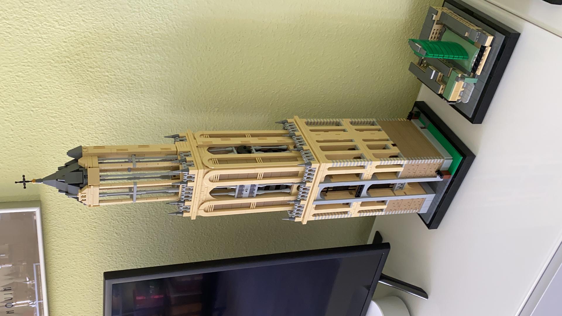 LEGO MOC Dom Tower of Utrecht by Brickitecture.eu | Rebrickable - Build ...