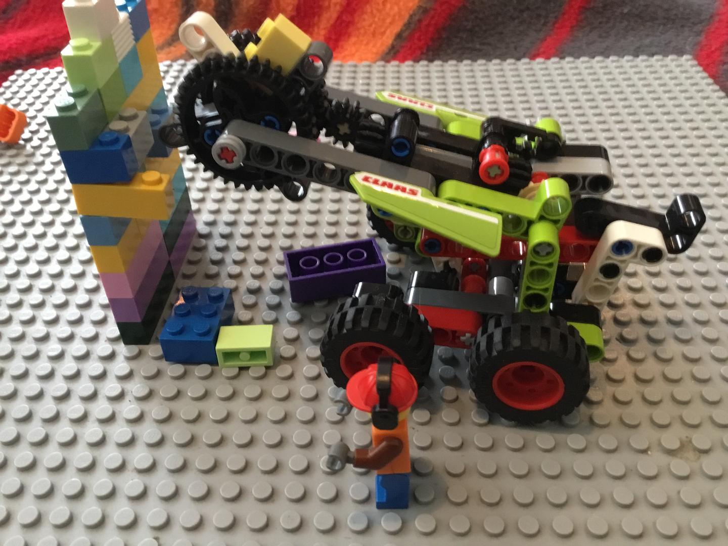 LEGO MOC 42102 Bucket-Wheel Excavator by Nequmodiva | Rebrickable ...