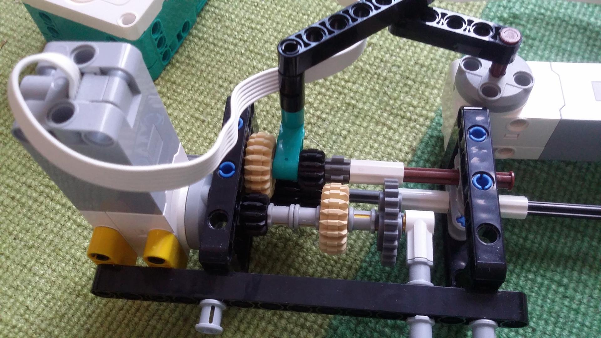 LEGO MOC Motorized transmission modification of 51515 by Worm65 ...