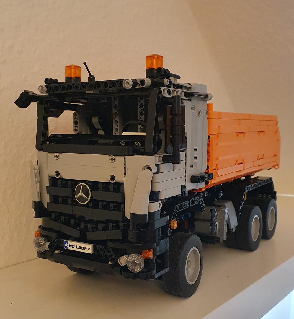 LEGO MOC Tipper Truck 6x4 by Nura_Technic | Rebrickable - Build with LEGO