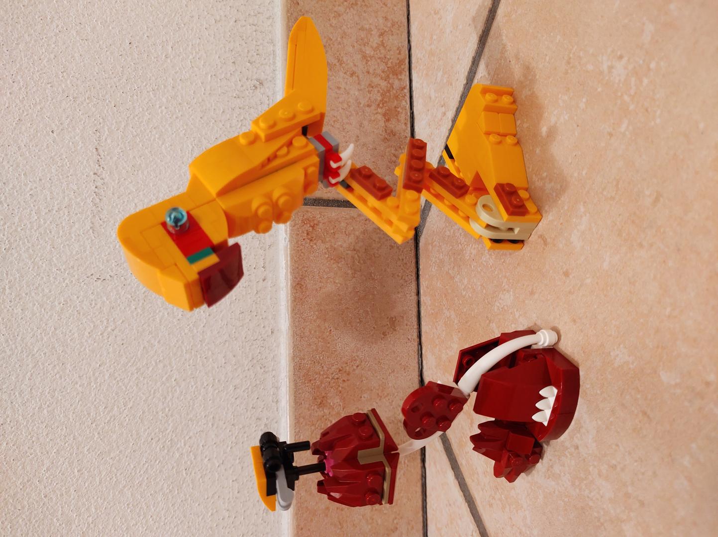 LEGO MOC Yellow Bird by bbchai | Rebrickable - Build with LEGO