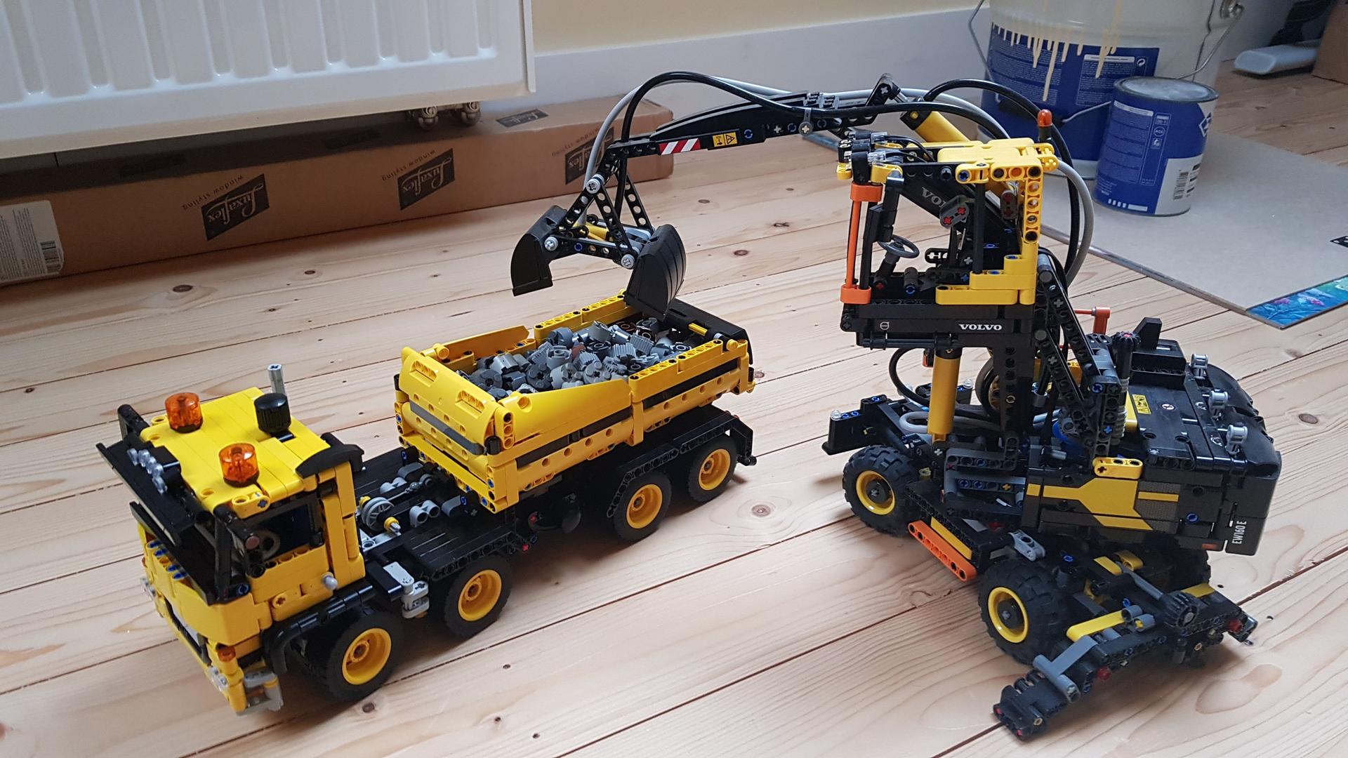 LEGO MOC 42108 Roll-off Truck by M_longer | Rebrickable - Build with LEGO