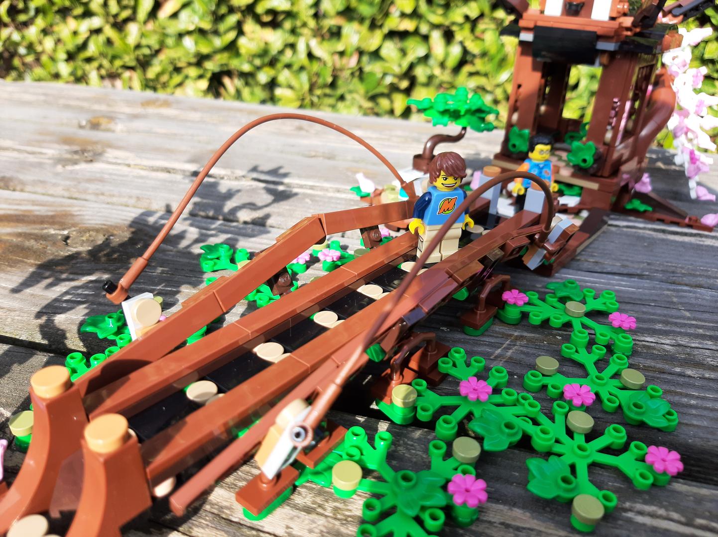 MOC Photos by SFH_Bricks | Rebrickable - Build with LEGO