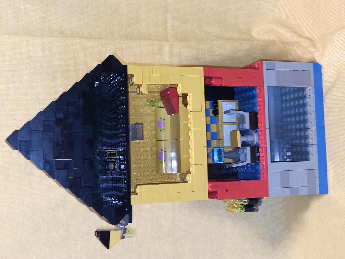 LEGO MOC Blue House by jeffu | Rebrickable - Build with LEGO