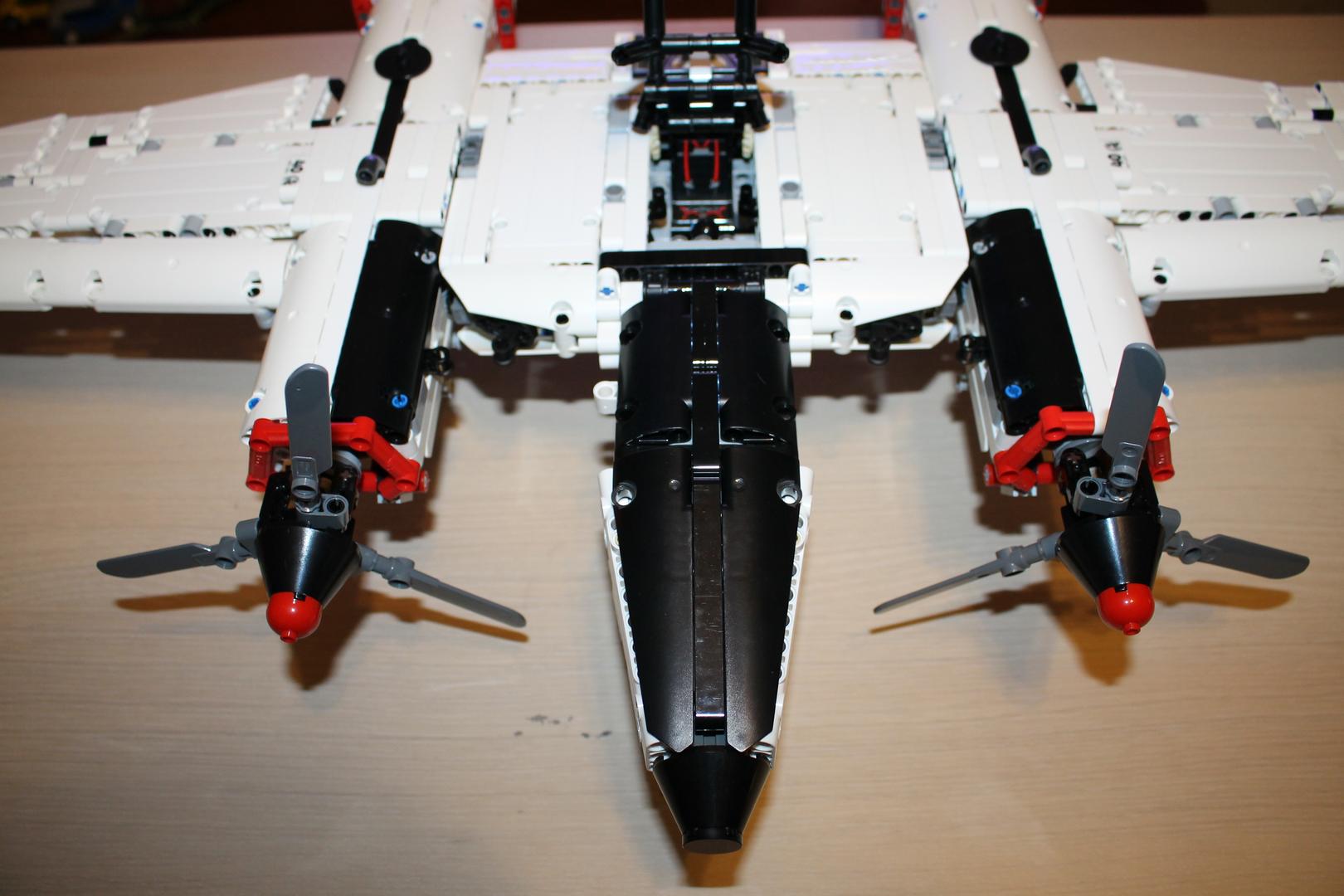 LEGO MOC Lockheed Martin P38 White Lightnin' by Rudivdk | Rebrickable ...