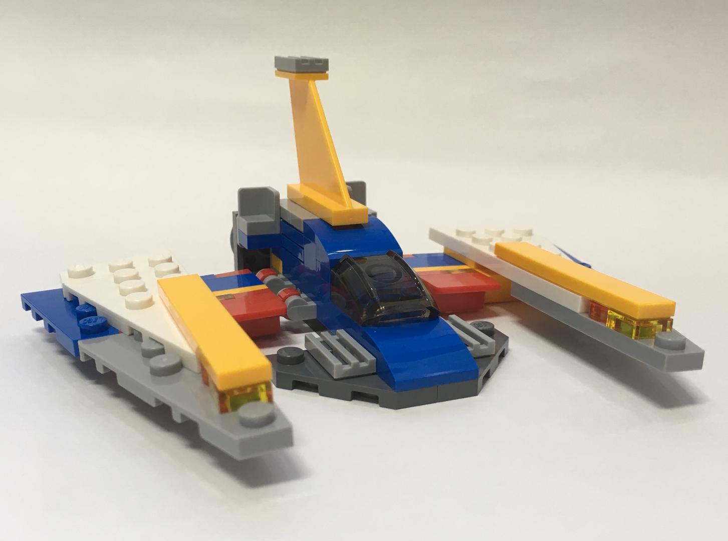 LEGO MOC Starship by OscarWRG | Rebrickable - Build with LEGO