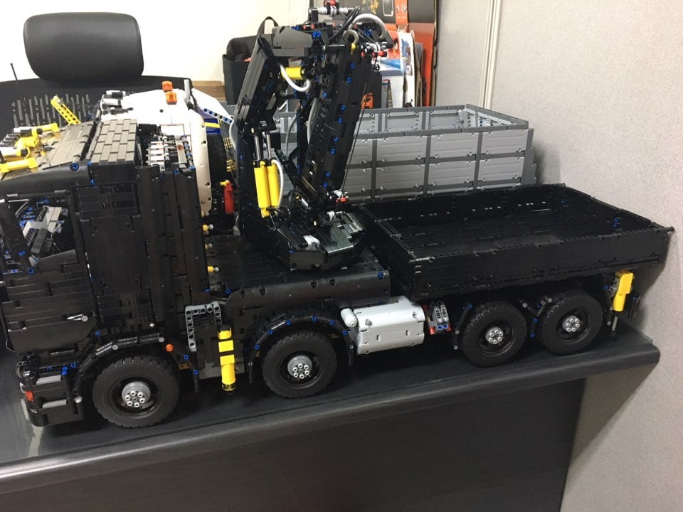 LEGO MOC Crane Truck by Lucioswitch81 | Rebrickable - Build with LEGO