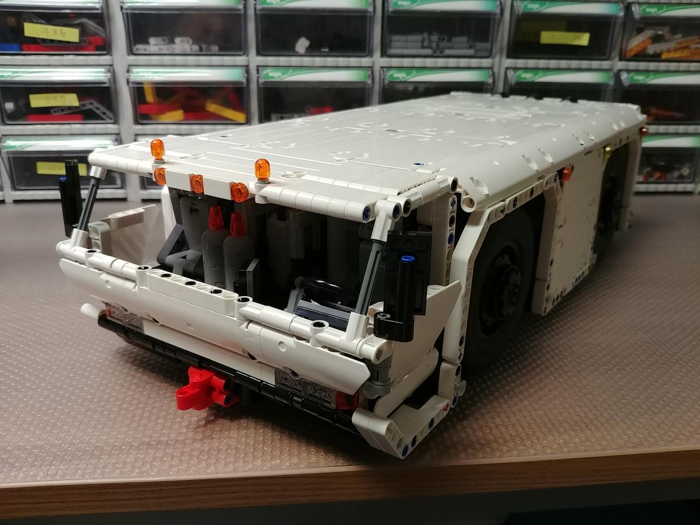 LEGO MOC Aircraft Pushback Tractor by Steelman14a | Rebrickable - Build ...