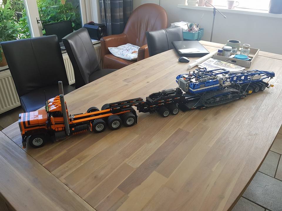 LEGO MOC-4533 Peterbilt 389 Daycab Semi Truck 1:17 scale in black and ...