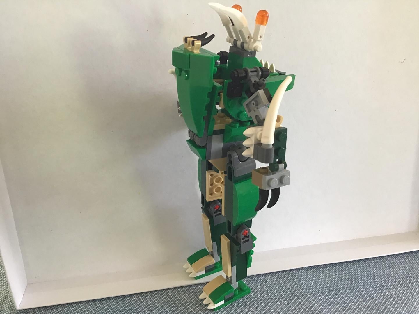 LEGO MOC 31058 - MechSuit by LegoOri | Rebrickable - Build with LEGO