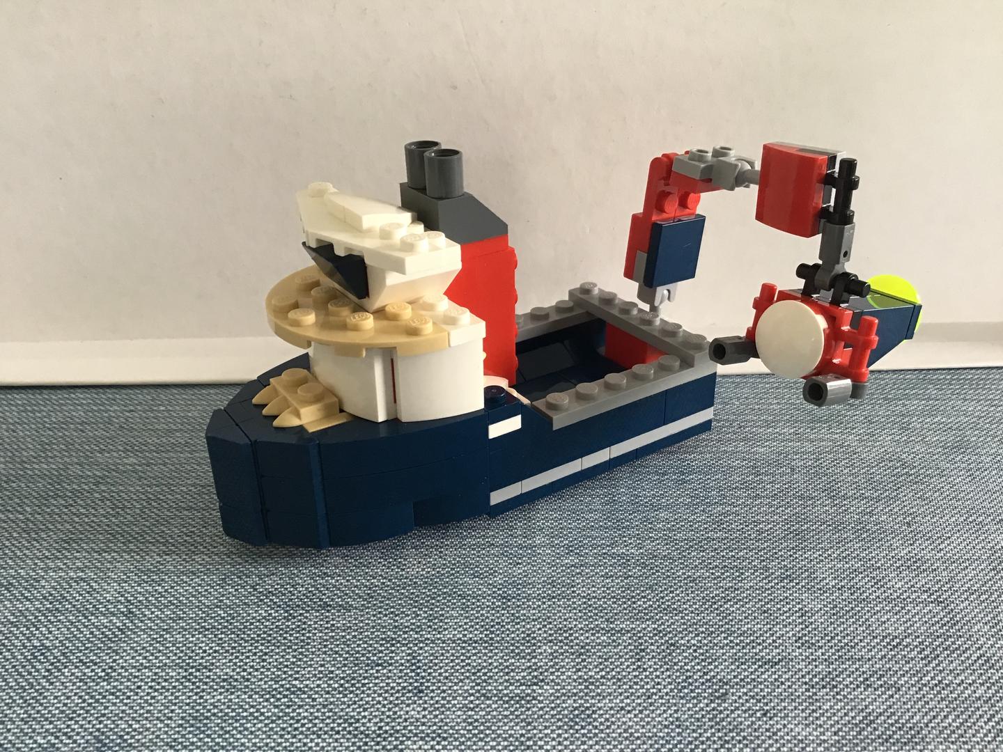 LEGO MOC 31088: Exploration Vessel by Tomik | Rebrickable - Build with LEGO